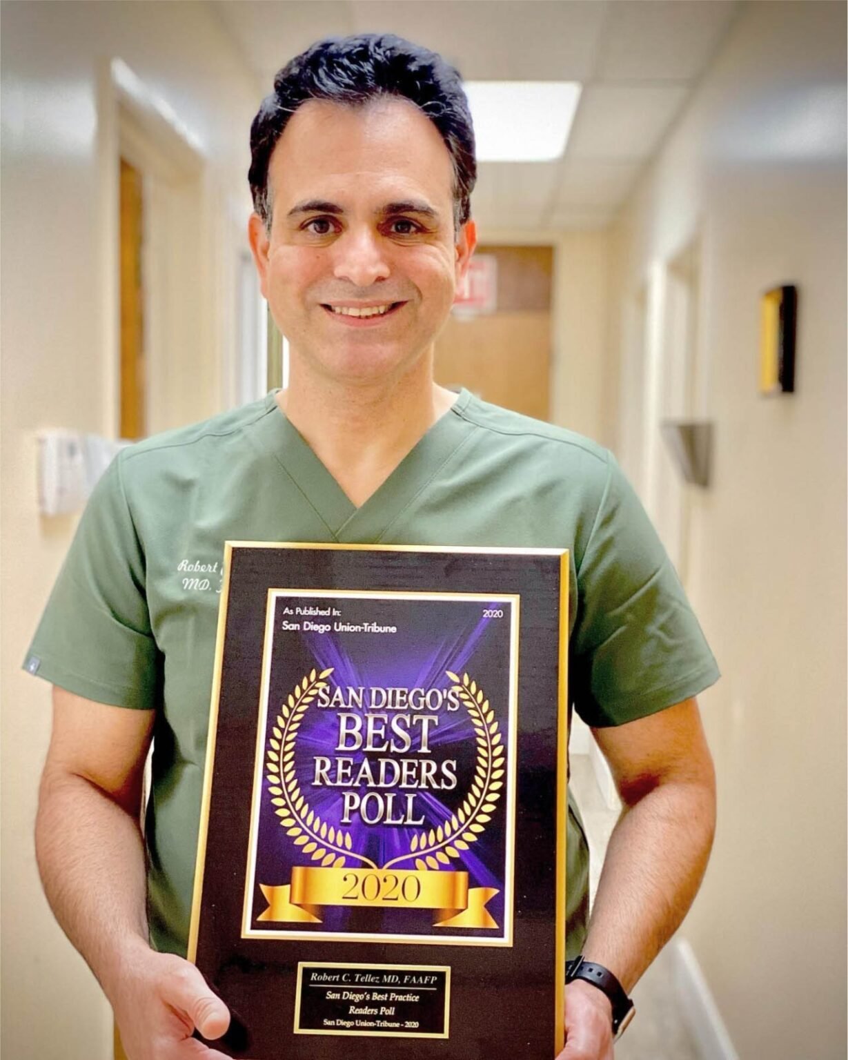 About Us – Dr Robert